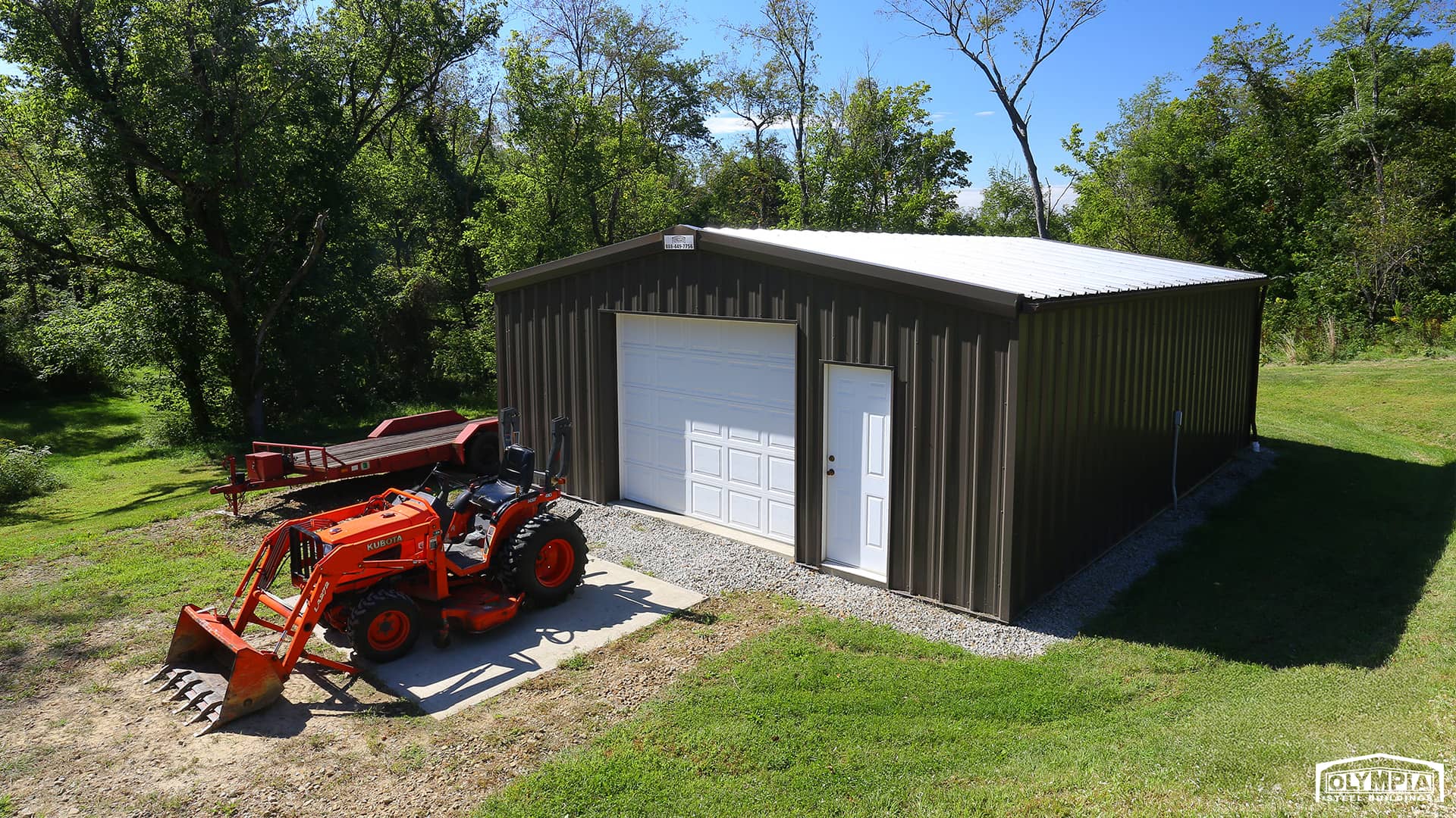 Truck Garages with Clear-Span Interior Access